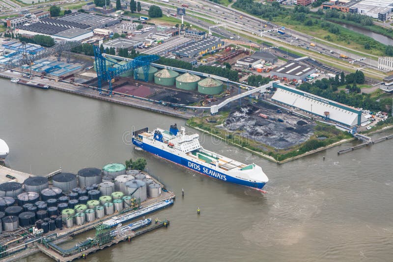 Port of Rotterdam editorial stock photo. Image of aerial - 32337108