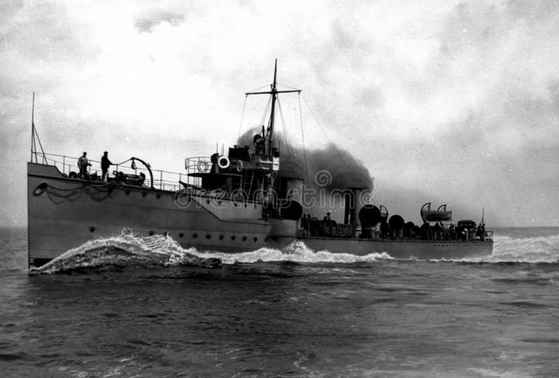 Port Side View of HMS Derwent Stock Photo - Image of tugboat, boat ...