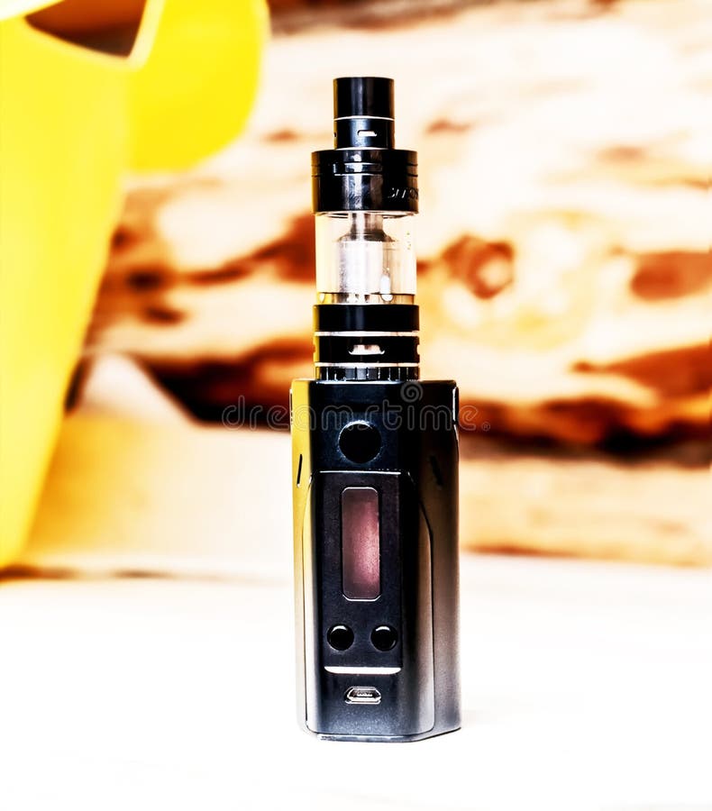 Portable smoking vaporizer stock image. Image of vapor - 77959815