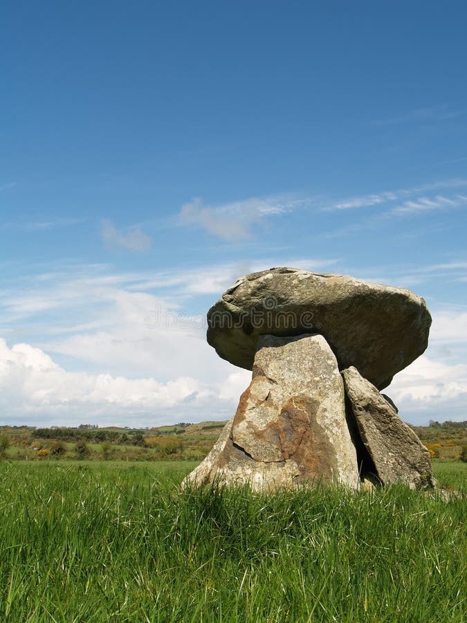 Legananny Dolmen stock photo. Image of white, limestone - 2005154