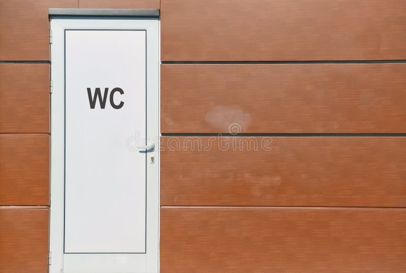 Porte D'une Toilette Publique Photo stock - Image du toilette, porte ...