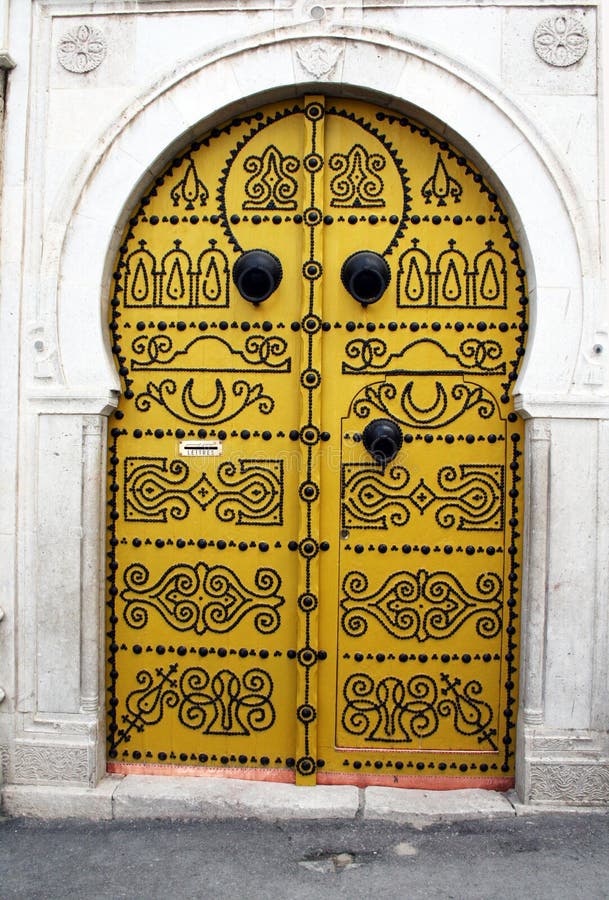 Porte arabe photo stock. Image du tunis, voyage, islamique - 33994440