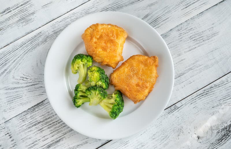 Battered Fish with Broccoli Stock Photo - Image of beer, chip: 186273746