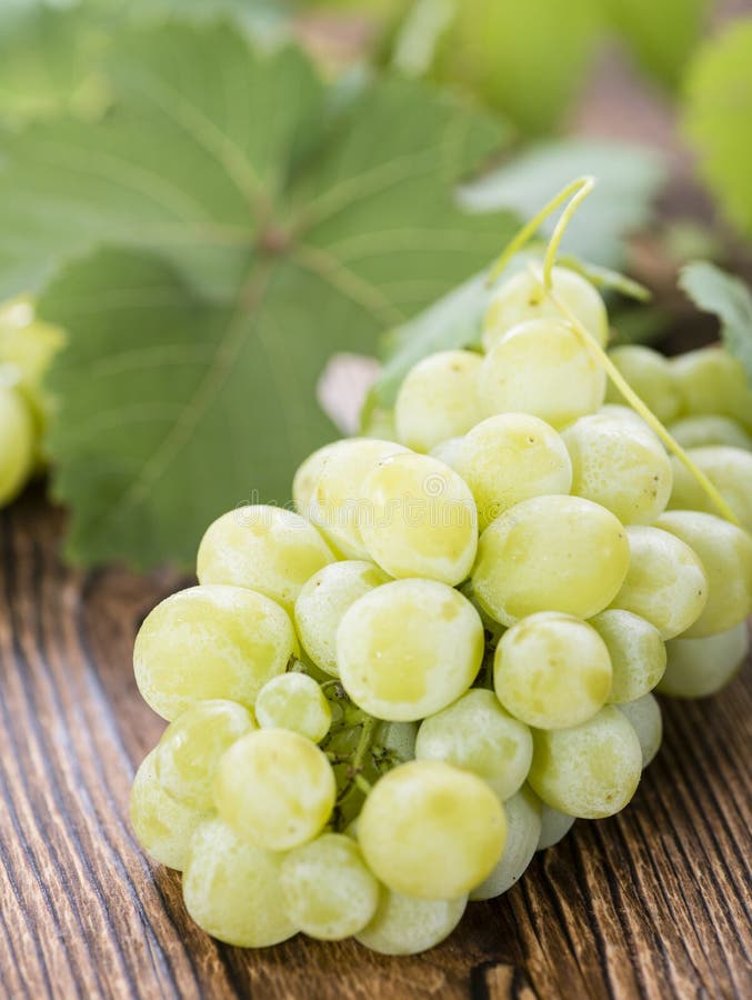 Portion of Fresh Green Grapes Stock Image - Image of healthy, diet ...