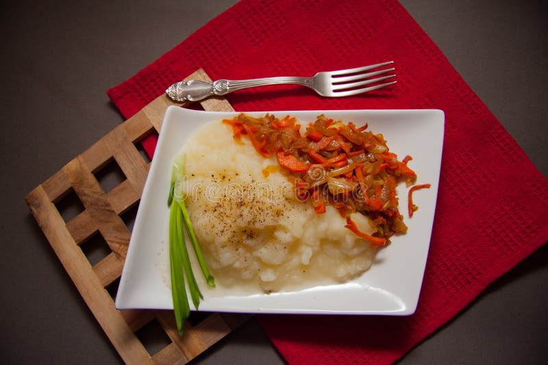 Portion of potato mash stock image. Image of rustic, bowl - 65203909