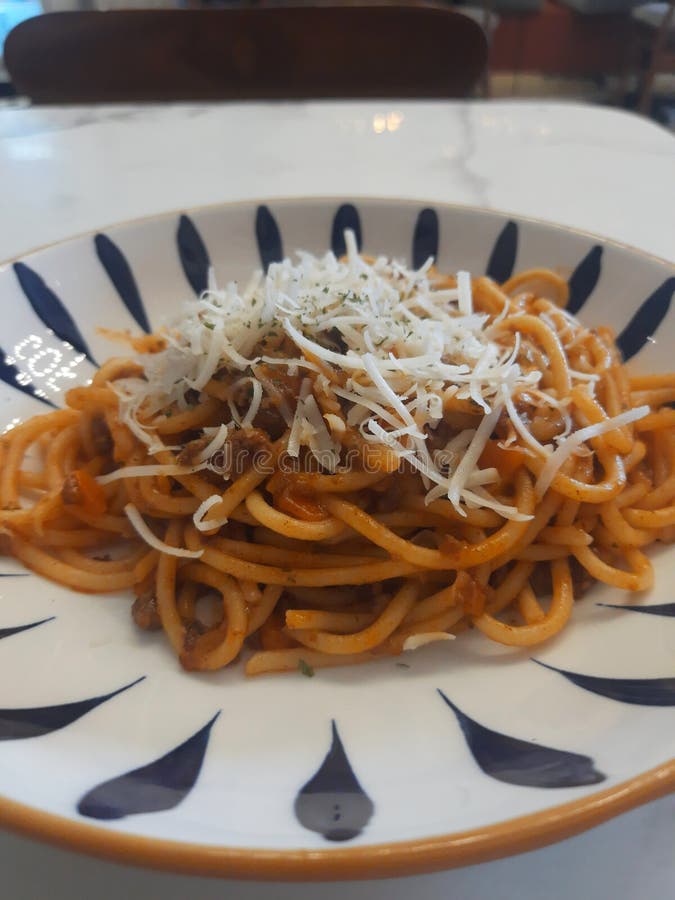A Portion of Spaghetti Bolognese Stock Photo - Image of fresh, platter ...