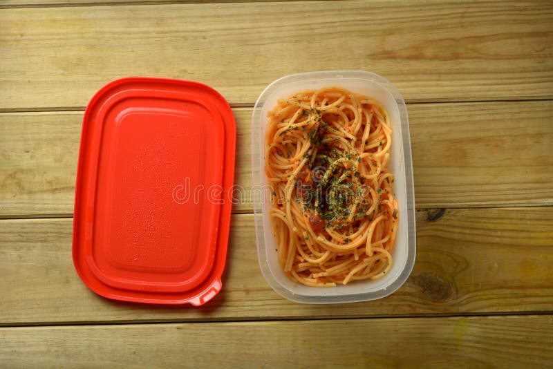 Portion of Spaghetti in Plastic Container Stock Image - Image of ...