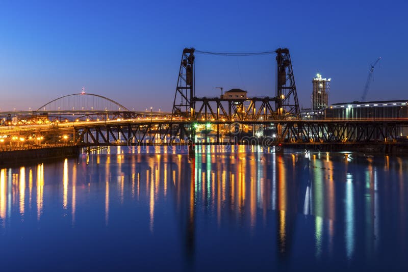 Portland Bridges at Night stock image. Image of willamette - 37474841