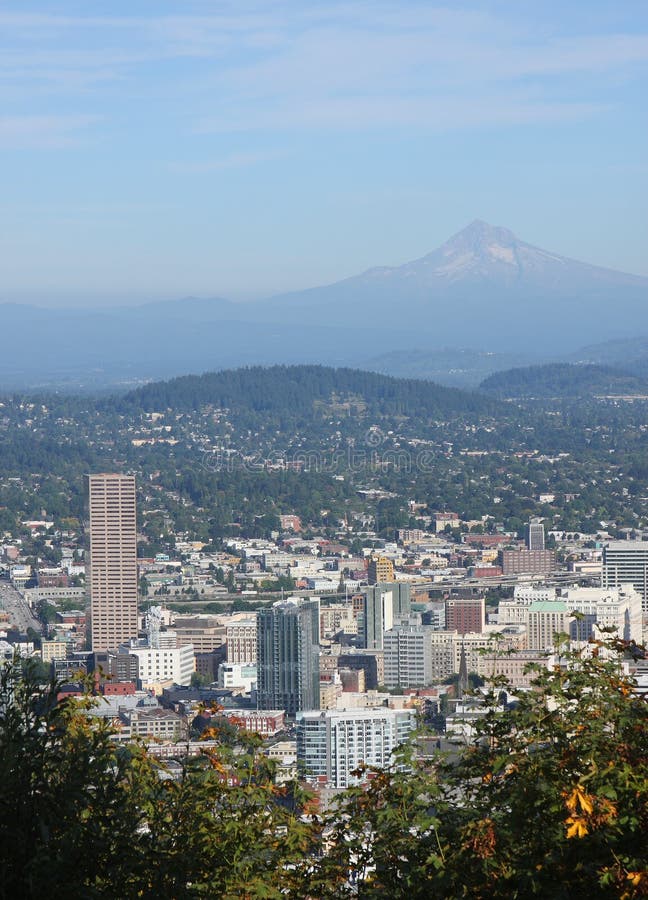 Portland & Mt Hood stock image. Image of forests, center - 10978427