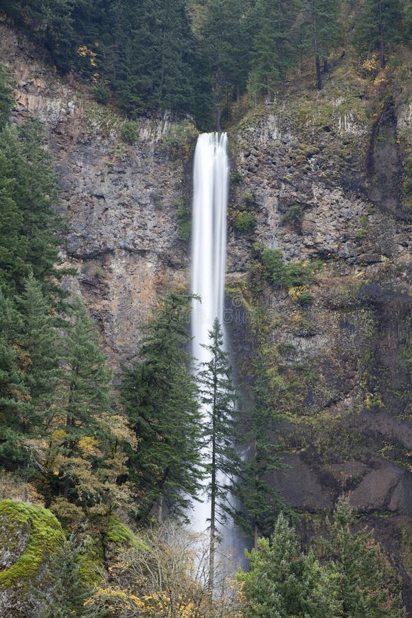 Portland Multnomah Falls stock image. Image of landscape - 11781221