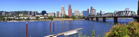 Portland Oregon panorama. stock image. Image of portland - 18603899