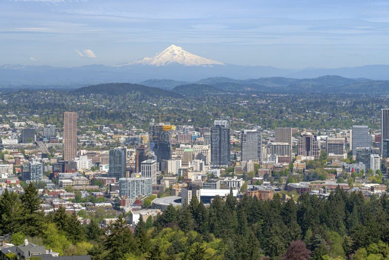 Portland Oregon Skyline and Viewpoint Editorial Stock Photo - Image of ...