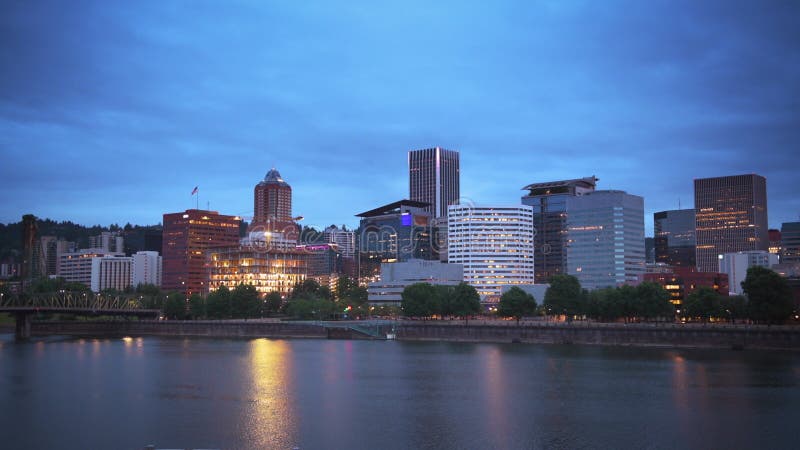 Portland, Oregon, USA Skyline on the Willamette River in Th Stock ...