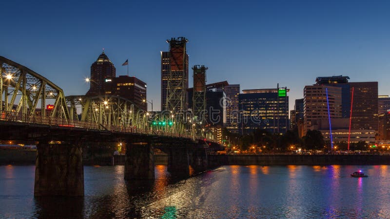 Portland Skyline at Night with Bridge Over the River Stock Illustration ...