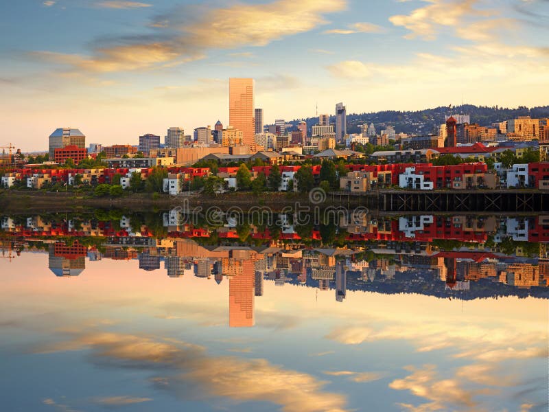Portland Skyline and Reflection, Twilight Stock Photo - Image of ...