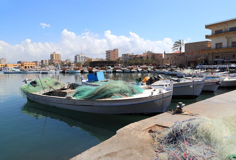 Porto di Tiro, Libano immagine stock. Immagine di turismo - 52829065
