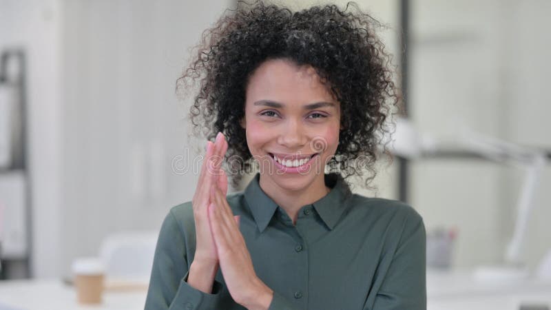 Portrait of African Woman Clapping, Appreciating Stock Image - Image of ...