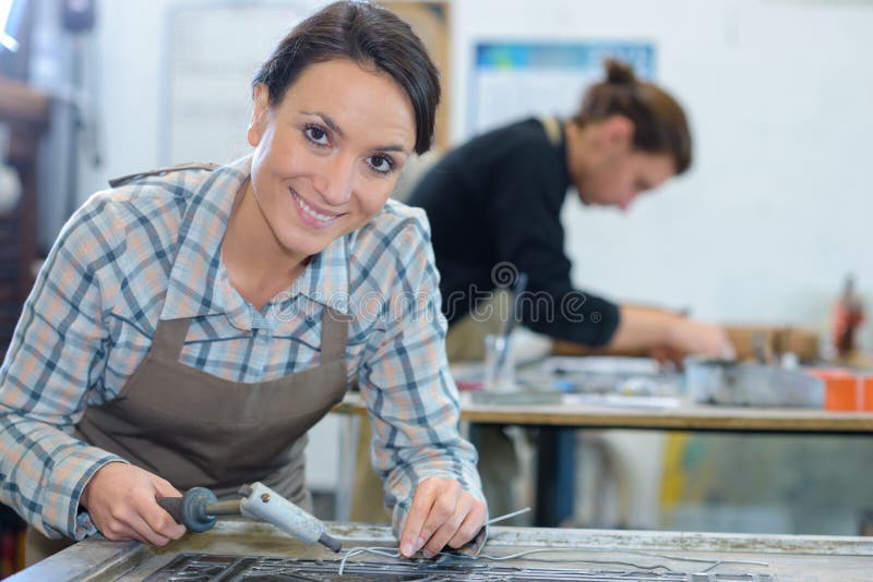 Portrait artist at work stock image. Image of workshop - 174007517