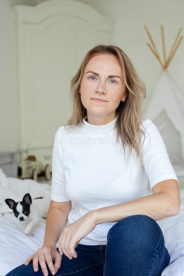 Portrait of Attractive Woman Looking at Camera Stock Photo - Image of ...