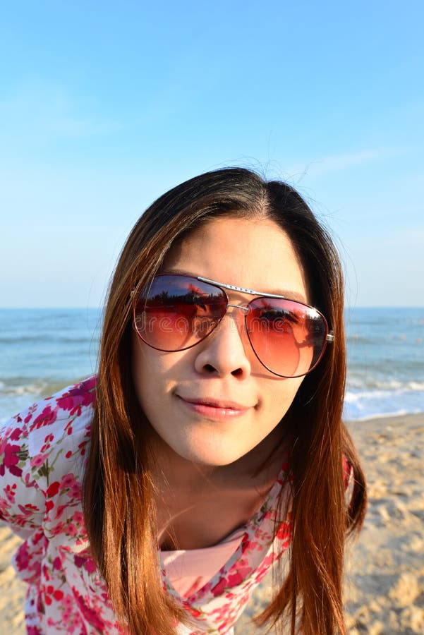 Portrait Of A Beautiful Asian Woman In Blue Swimsuit Stock Illustration