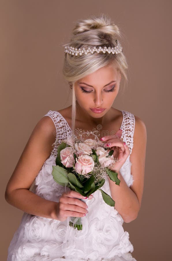 Bride hairstyle stock image. Image of marry, hairdo, dress - 11576231