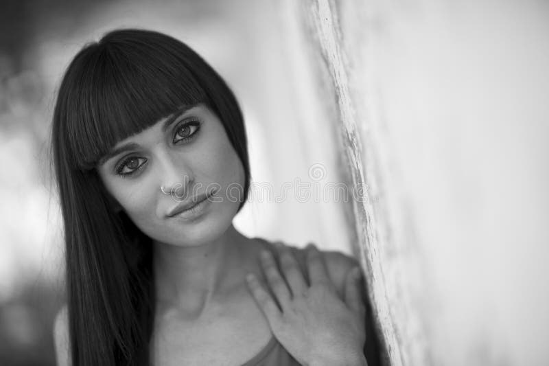 Portrait of Young Beautiful Woman, Model of Fashion, in Nature L Stock ...