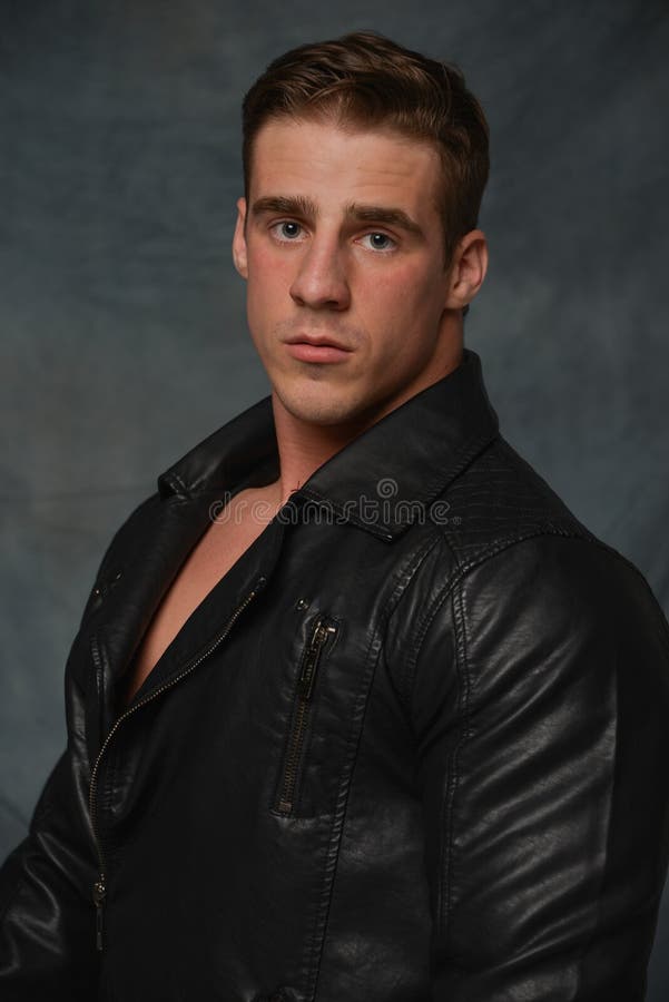 Portrait of bodybuilder stock photo. Image of closeup - 193979282