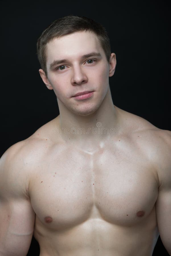 Portrait of bodybuilder stock image. Image of bodybuilder - 101388415