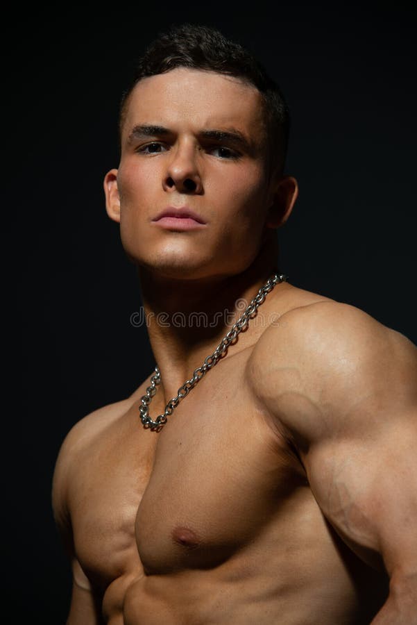 Portrait of bodybuilder stock photo. Image of adult - 192129850