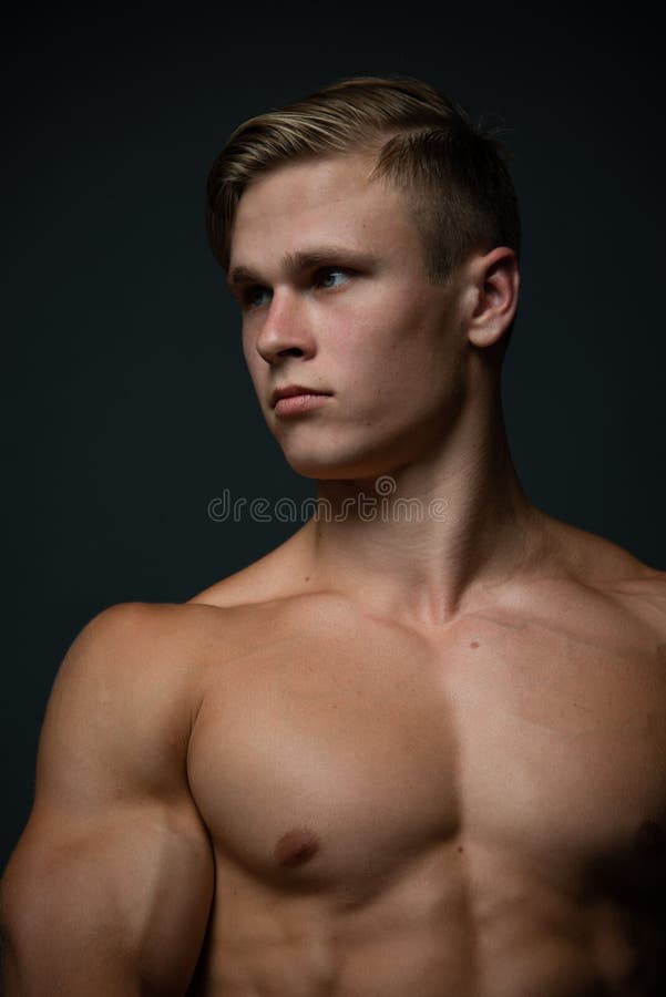Portrait of bodybuilder stock image. Image of closeup - 192133805