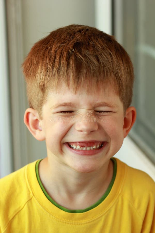 Little Boy with No Front Teeth Stock Photo - Image of cool, child: 14225148