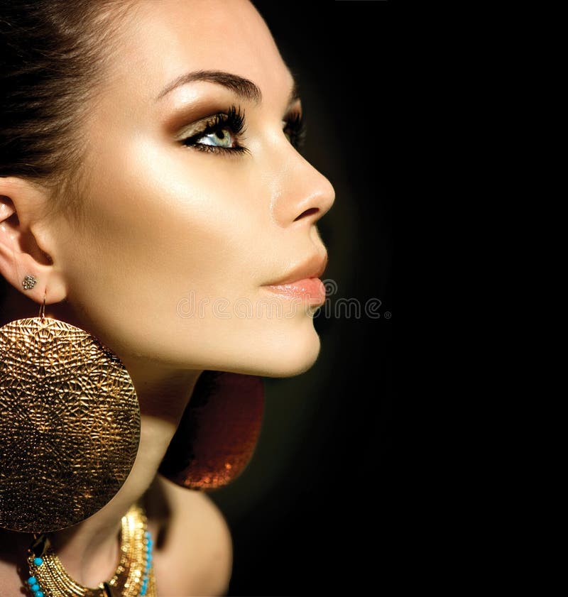 Portrait De Profil De Femme De Mode Image stock - Image du égyptien ...