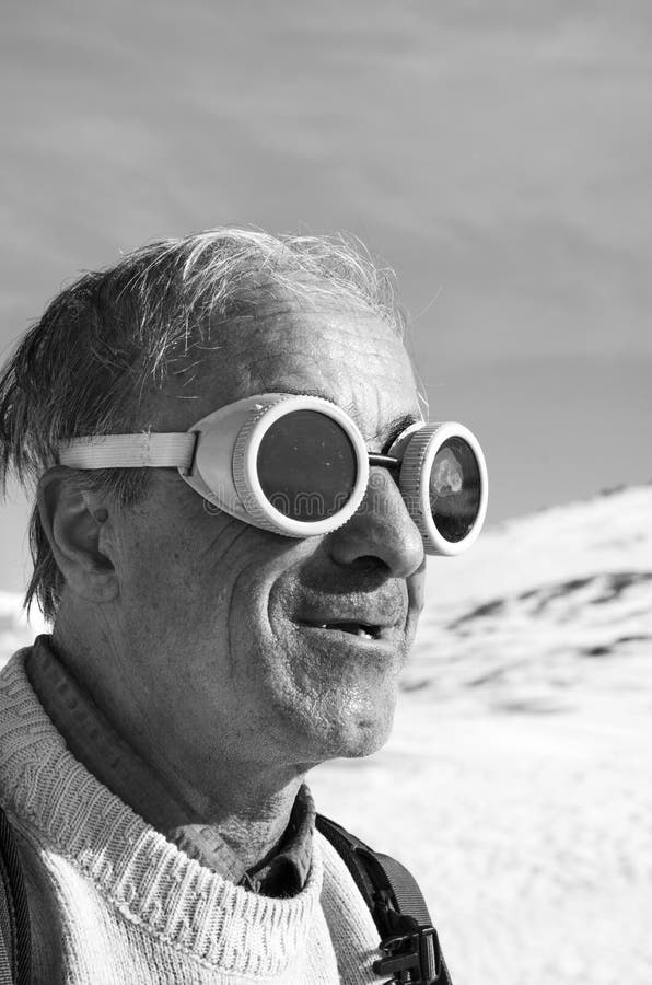 Porträt von alter Mann bw stockfoto. Bild von älter, foto - 91540916