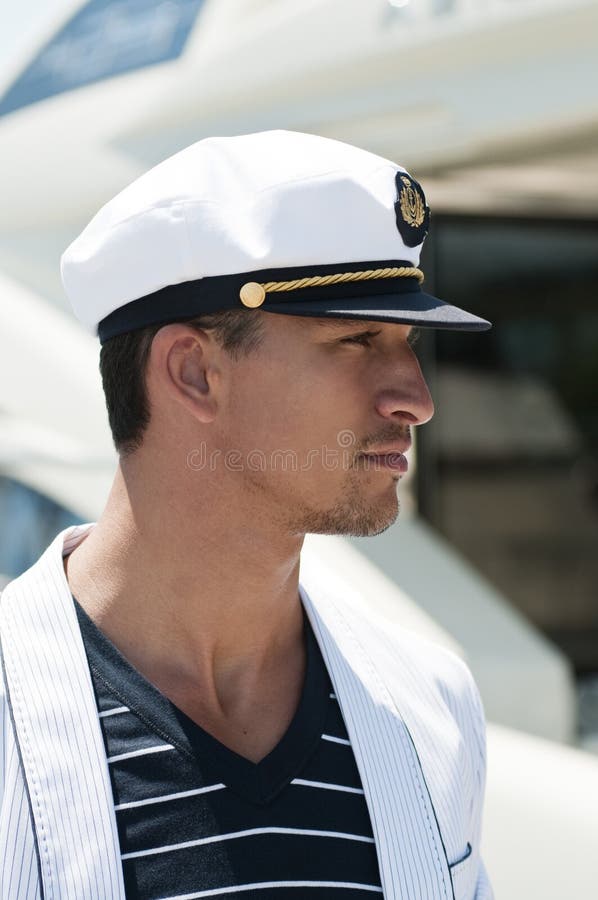 Seemann des jungen Mannes stockfoto. Bild von lang, seemann - 172785268