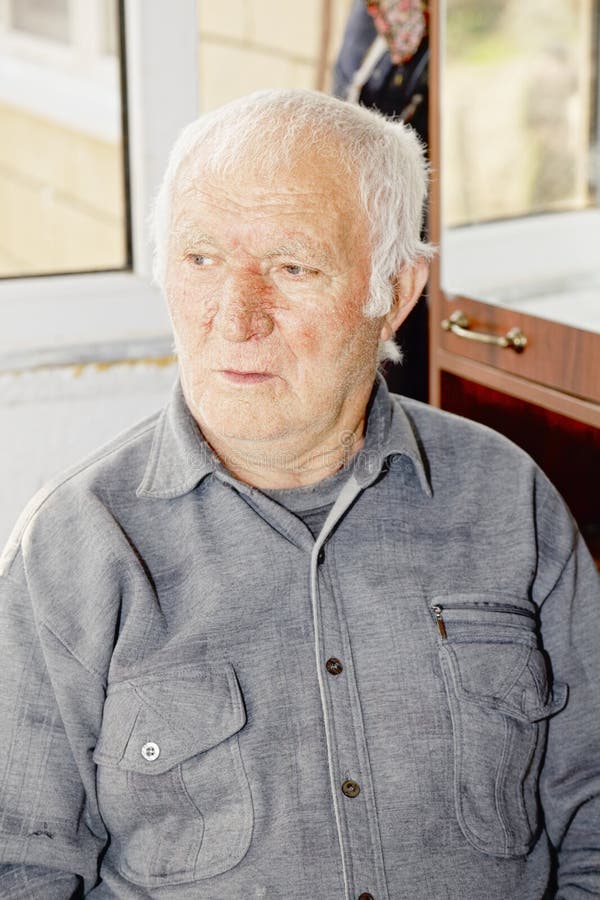 Portrait of old hoary man stock image. Image of shoulders - 28733605