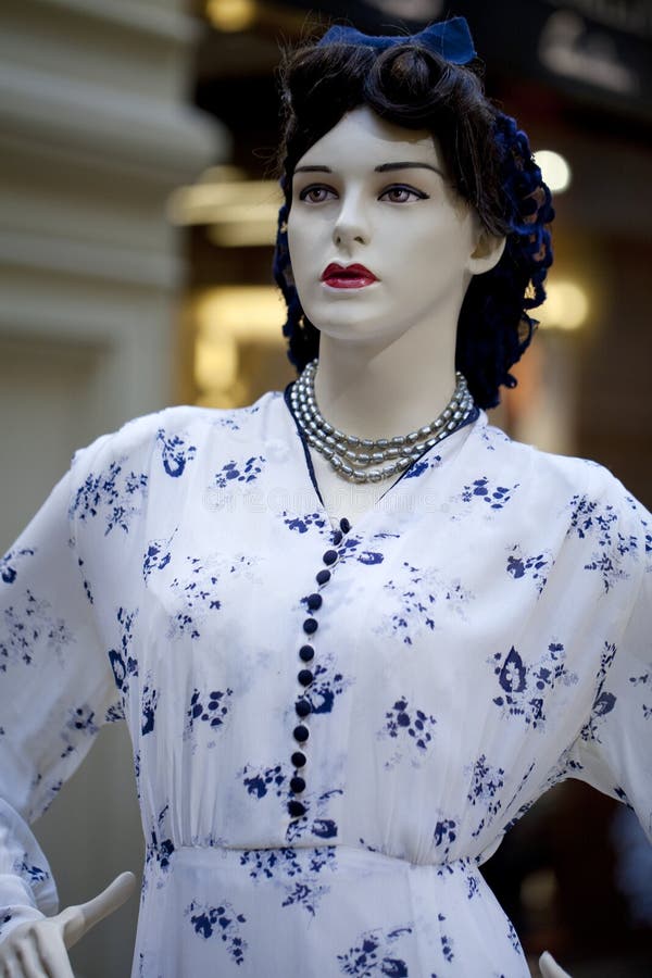 Portrait of Female Mannequin Stock Image - Image of headdress, inside ...