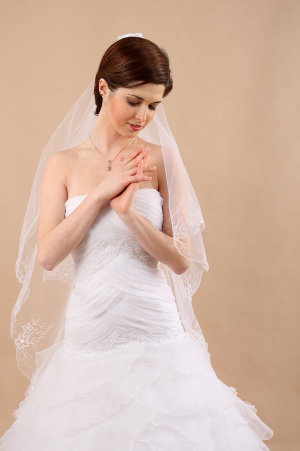 Portrait of Lady with White Veil Stock Photo - Image of fabric, dress ...