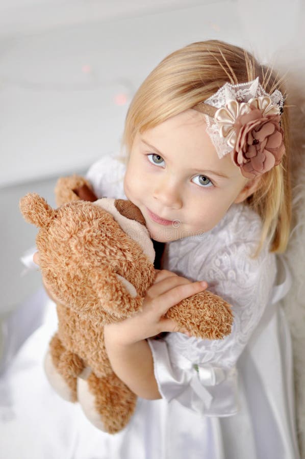 Portrait of Little Girl and Teddy Stock Image - Image of female, bright ...