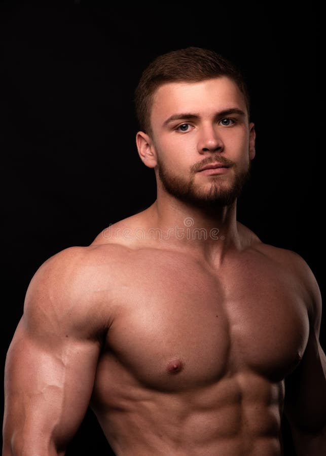 Portrait of bodybuilder stock image. Image of white - 176074657