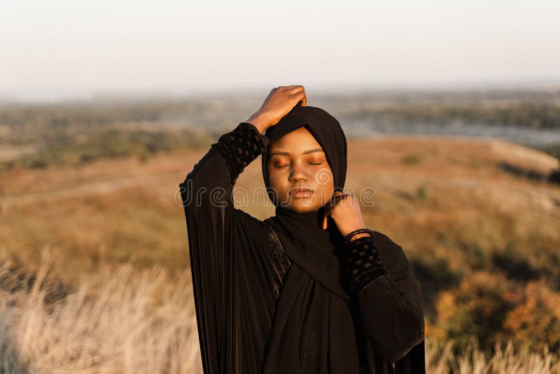 Portrait of Muslim Woman in Black Robe. Stock Photo - Image of ramadhan ...