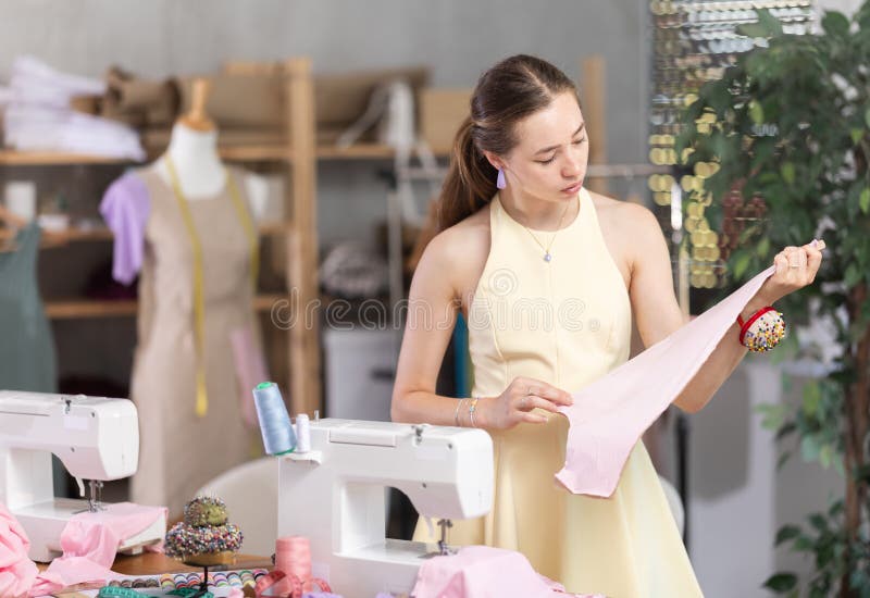 2,500 Tailor Tailoring Work Clothing Store Stock Photos - Free ...