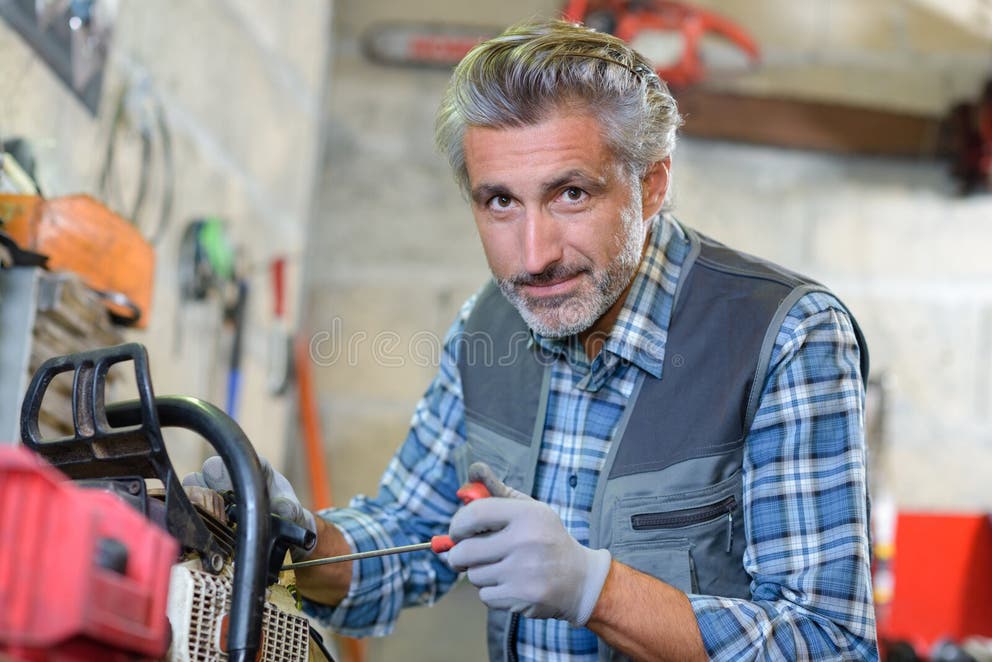 Portrait engine mechanic stock photo. Image of engineer - 282709582