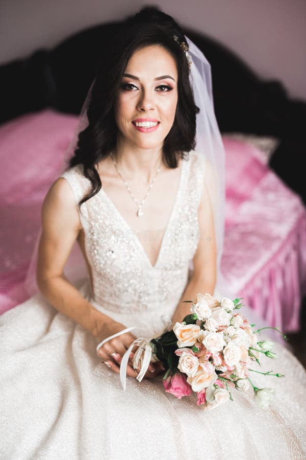 Portrait of Stunning Bride with Long Hair Posing with Great Bouquet ...