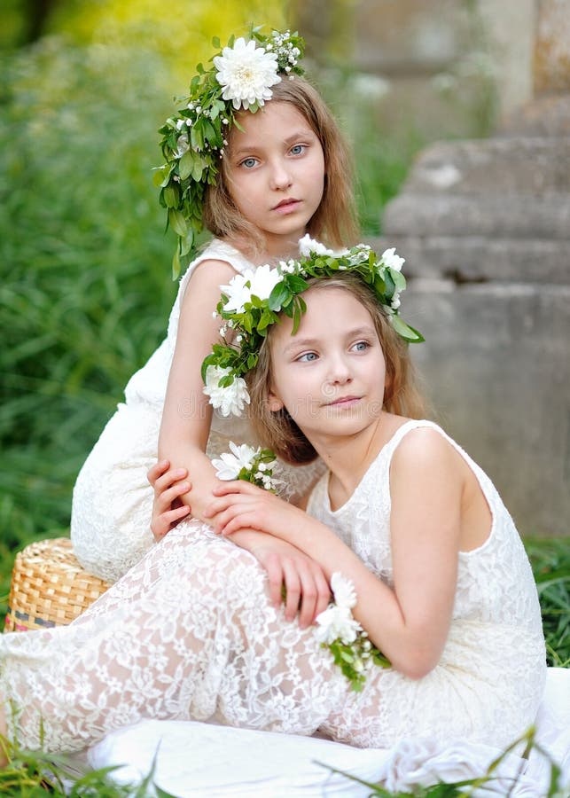Portrait of two girls stock image. Image of bloom, outdoor - 58471957
