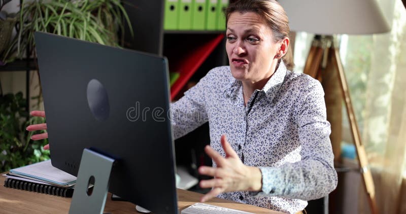 Portrait of Upset Woman Looking at Computer Screen and Screaming Stock ...