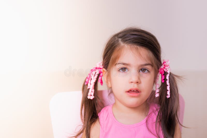 117 Little Girl Confused Facial Expression Stock Photos - Free ...
