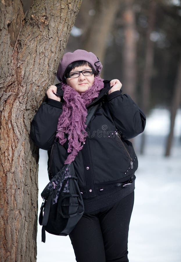 Portrait Woman Leaned Against a Tree Stock Image - Image of outdoors ...