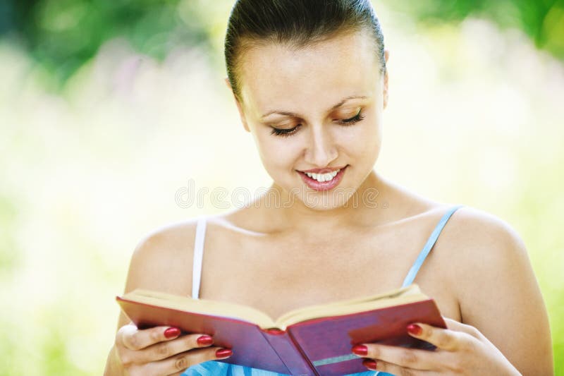 Portrait of Young Woman Reading Stock Image - Image of hold, book: 20891471