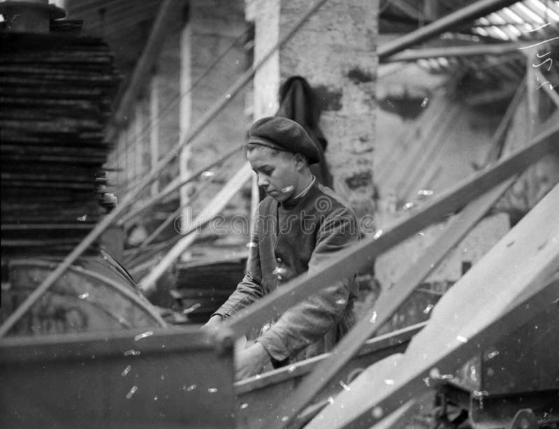 Portraits Of Activities At Penrhyn Quarry, Its Apprentices And Railway ...
