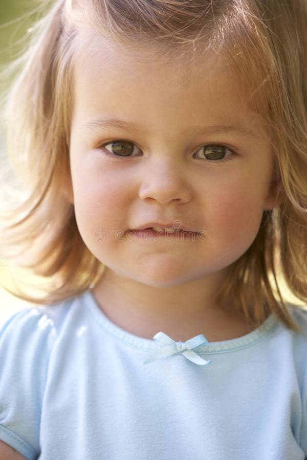 Het Spelen Van De Baby Met Speelgoed Stock Afbeelding - Image of ...